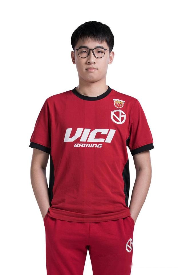 常规赛新人中单翘楚，VG笑赛场上演恐怖输出_比赛