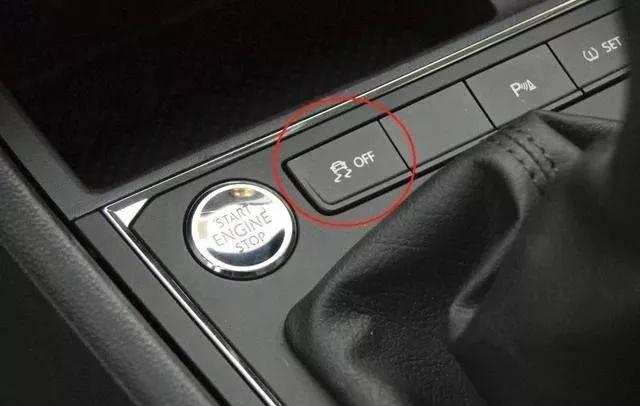 AUTO HOLD和上坡辅助有什么区别？看了这篇文章永远不会搞混！_搜狐汽车_搜狐网