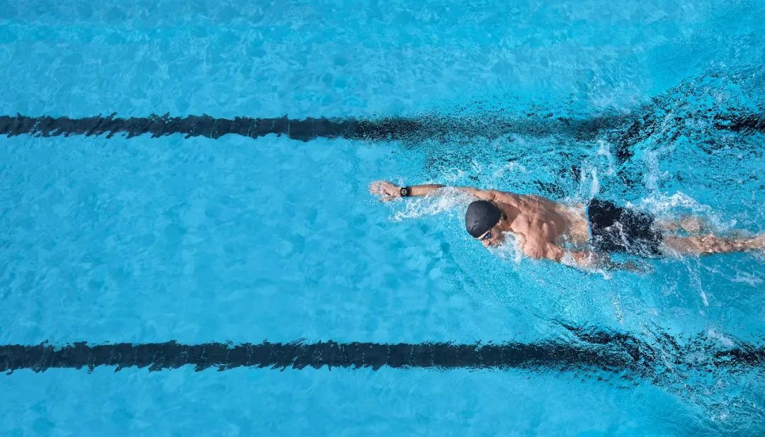 GARMIN全能王者 | Forerunner 945正式上市，敬认真的你！_搜狐汽车_搜狐网