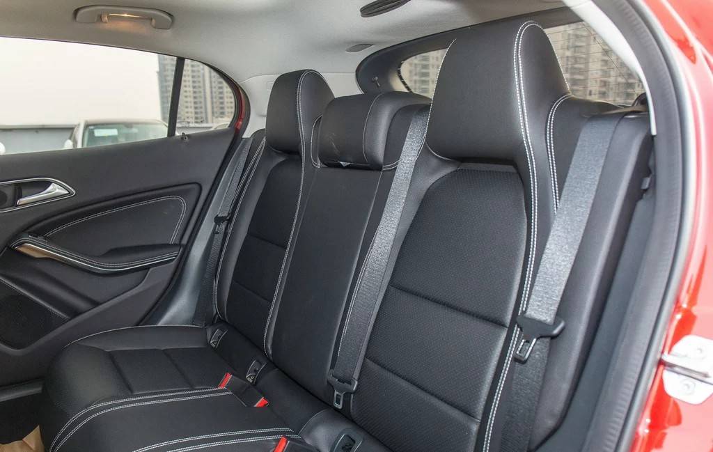 母亲节送啥车，有档次有气质，来看奔驰GLA、宝马1系和奥迪Q2L_搜狐汽车_搜狐网