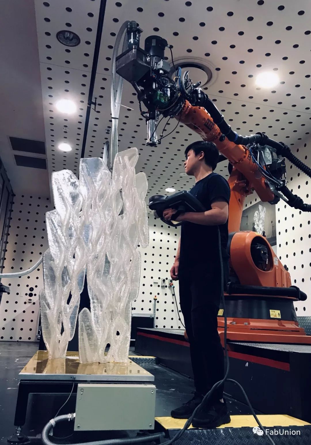 DigitalFUTURES 2019| X-Form_hands