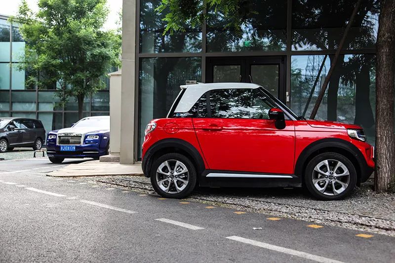 北汽新能源LITE-R300 最高售12.68万元_搜狐汽车_搜狐网