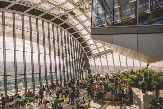 空壳公司是否有法律效力？空壳公司法人承担哪些风险？_进行