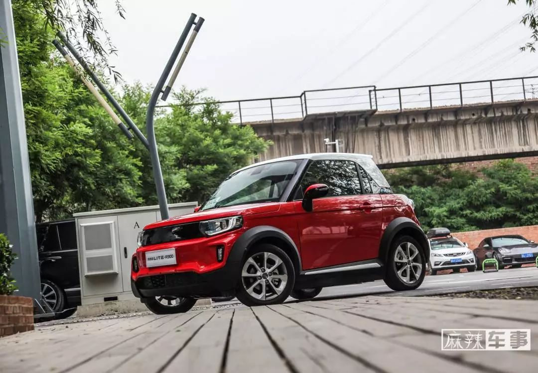 搞定女人很简单，只需要一辆北汽新能源LITE-R300_搜狐汽车_搜狐网