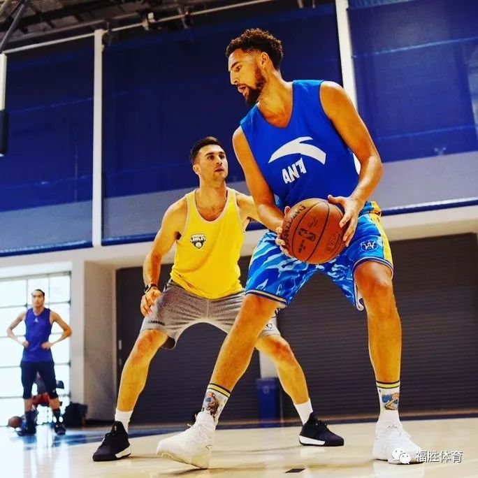 今夏，跟随福胜体育拜师NBA训练师Jordan Lawley_训练基地