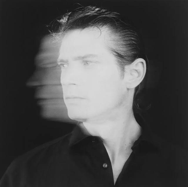 Robert Mapplethorpe : 内在张力_Smith