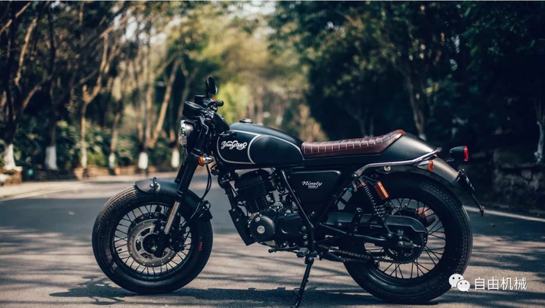源于飞行员的复古风，在国内你能买到什么Cafe Racer丨视界_搜狐汽车_搜狐网