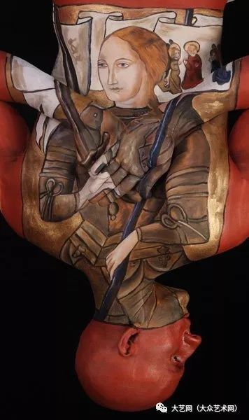 大众艺术网：“我的身体就是艺术”15年的搭档 —— 美国女画家Laura Spector与模特Chadwick Gray彩绘作品_格雷