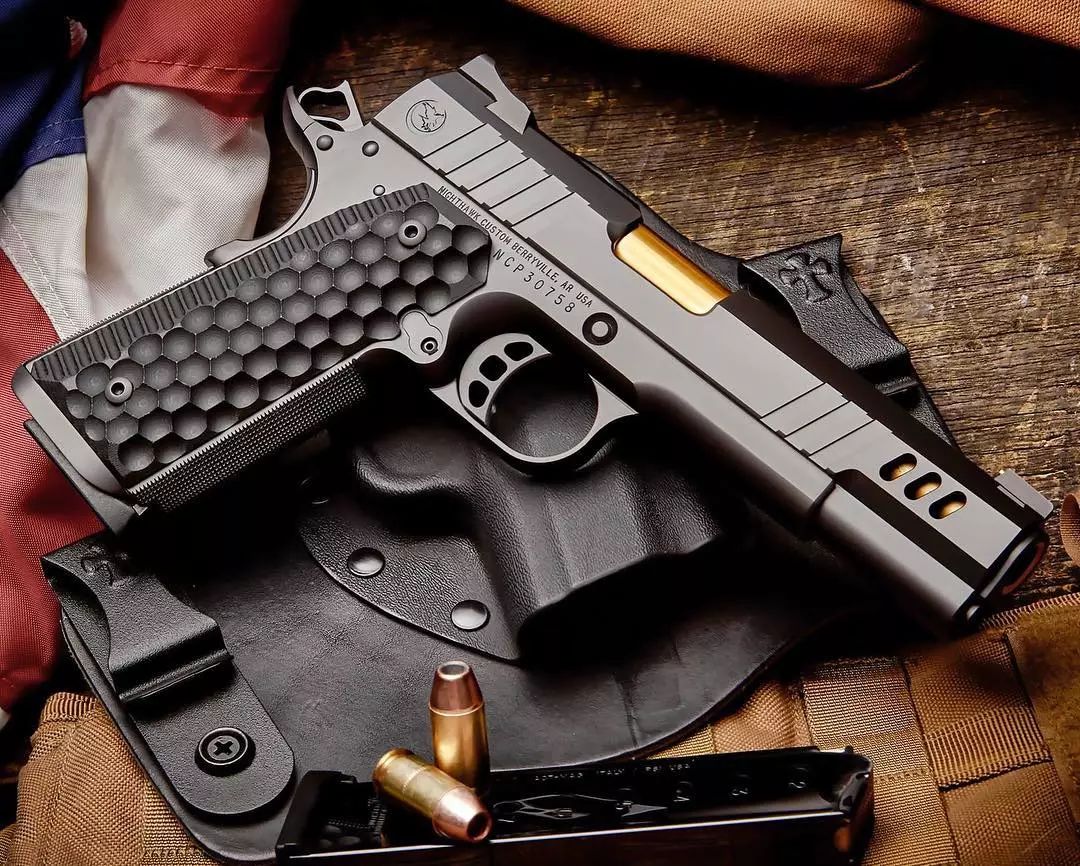 m1911a3,m11a1黑白骑士,夜鹰m11_大山谷图库