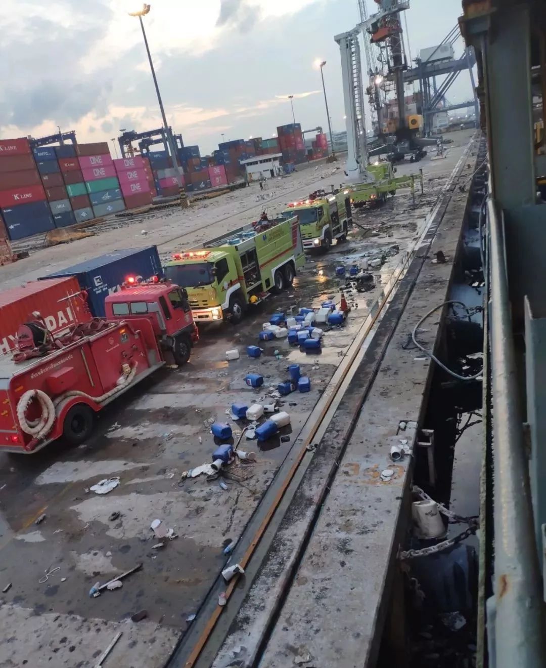 不要再瞒报、误报这个品名了！本次KMTC集装箱爆炸、天津港大爆炸都与它有关！-搜狐大视野-搜狐新闻