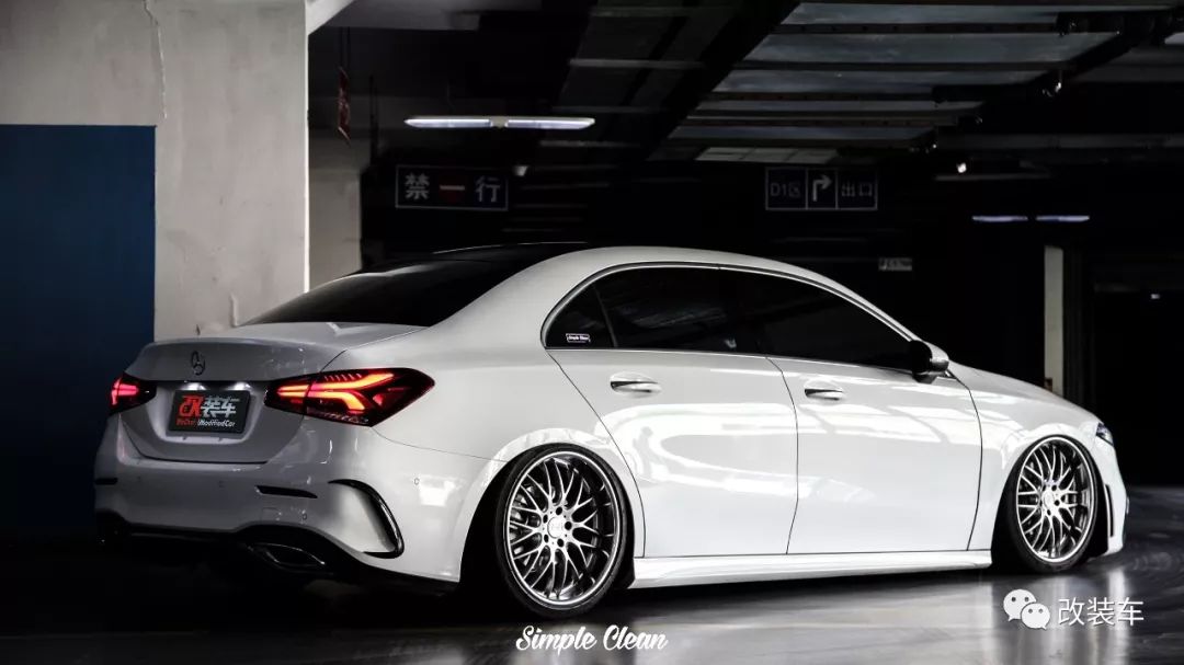 全国首改奔驰A200L，趴下来的那一刻显得更加尊贵！_搜狐汽车_搜狐网