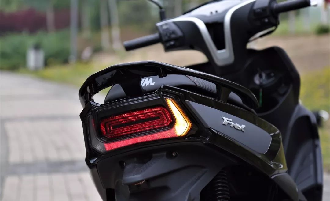 车评：1.48万，三阳FNX 150就是你们想要的运动踏板车！_搜狐汽车_搜狐网
