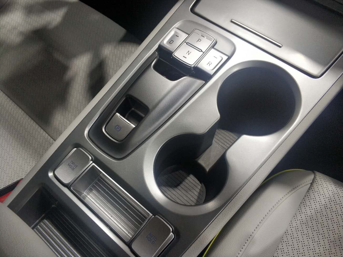 工况续航 500 km，北京现代昂西诺纯电版亮相重庆车展_搜狐汽车_搜狐网