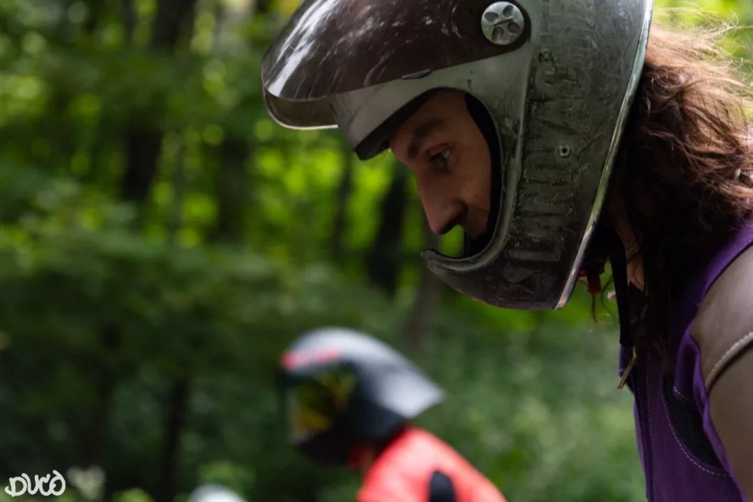 “赌徒”来袭 - Dexter Manning将现身郑州嵩顶_滑板