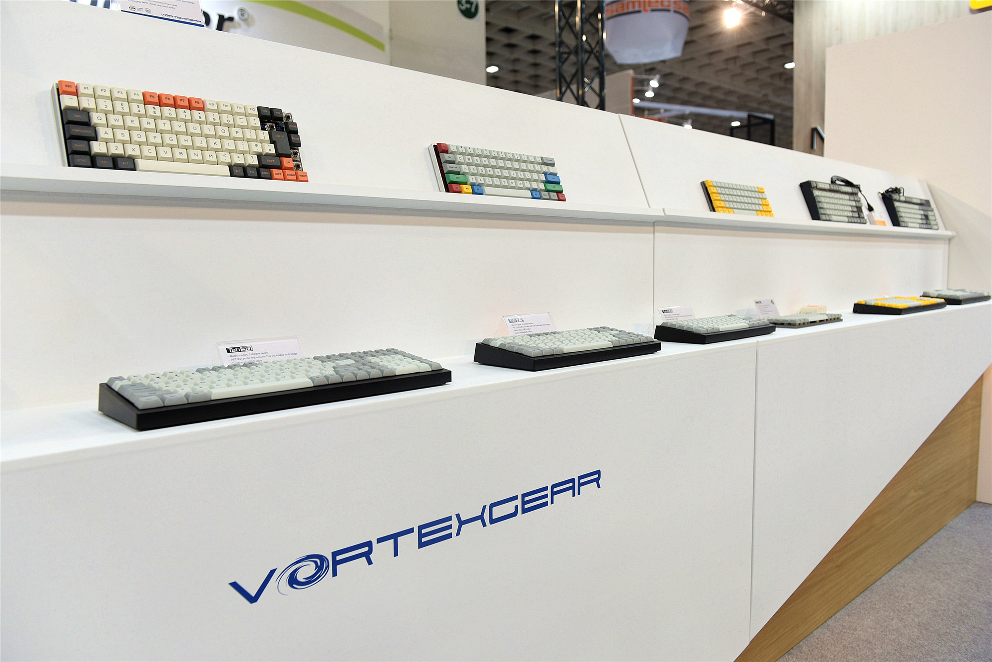 知名键盘品牌VORTEXGEAR亮相台北电脑展，携三系列新品再次致敬体验_搜狐汽车_搜狐网