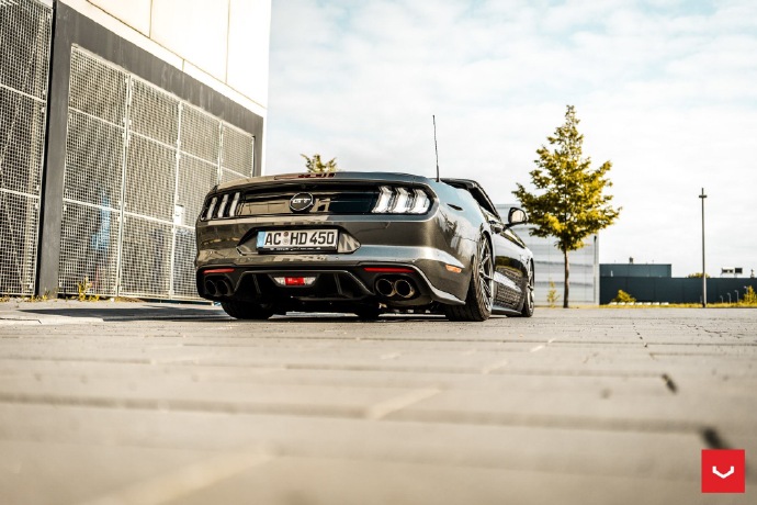 Bagged convertible Mustang GT -搜狐大视野-搜狐新闻