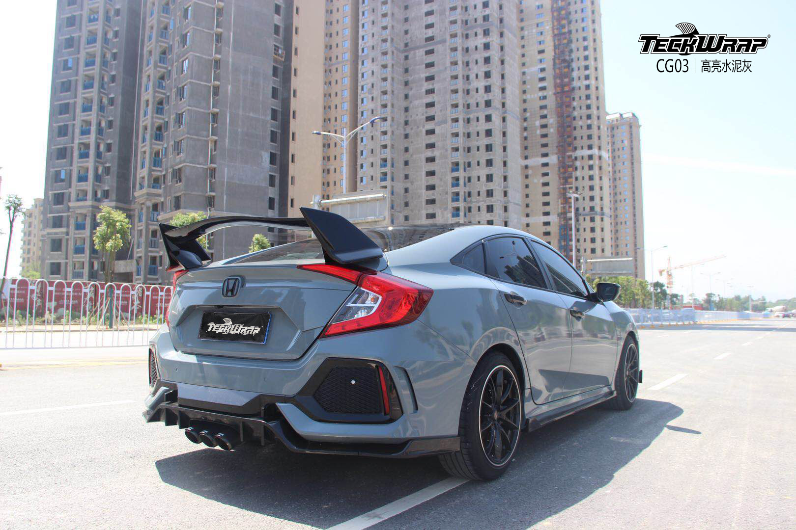 本田思域汽车改色贴膜TeckWrap美国秃鹰CG03高亮水泥灰_搜狐汽车_搜狐网