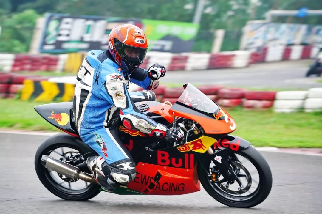 田达摩托 TDR300 EW Racing 培训班_搜狐汽车_搜狐网