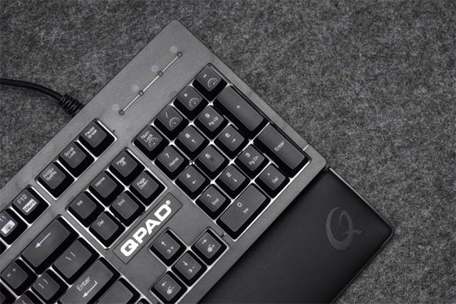 防水这回事，对我还是很重要的，QPAD KO-90机械键盘体验_搜狐汽车_搜狐网