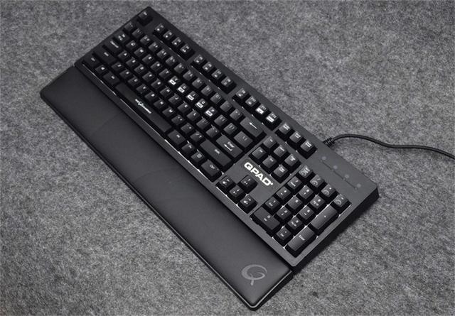 防水这回事，对我还是很重要的，QPAD KO-90机械键盘体验_搜狐汽车_搜狐网