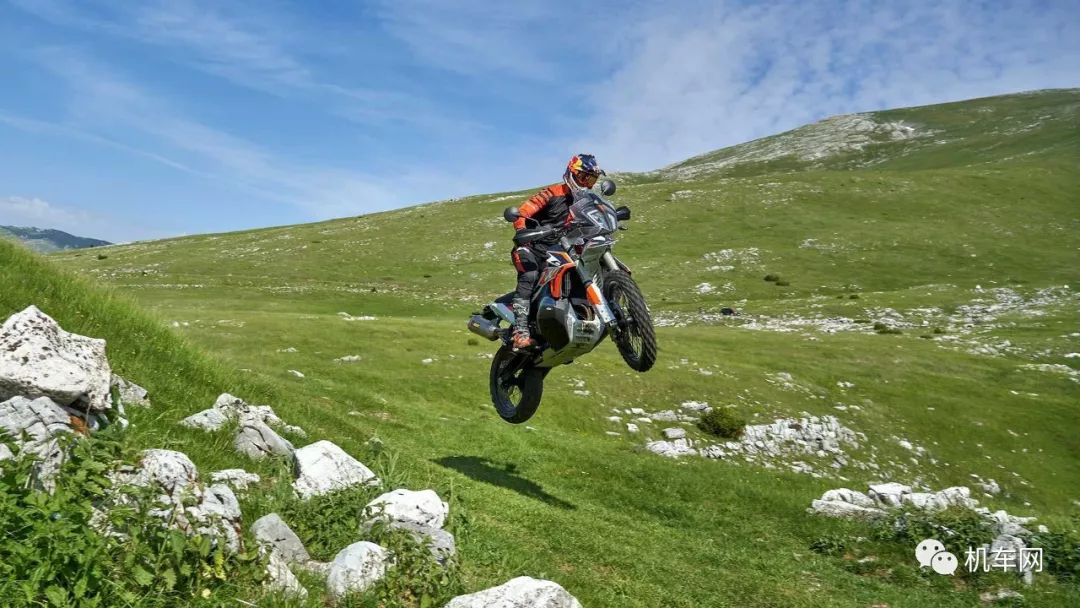 更强的790！KTM推出新款790ADV R Rally_搜狐汽车_搜狐网