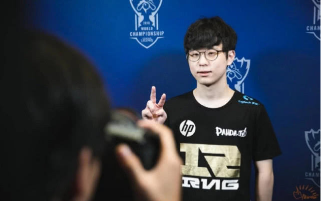 RNG传奇上单回归，被告知mlxg退役后，他的话让人沸腾_looper