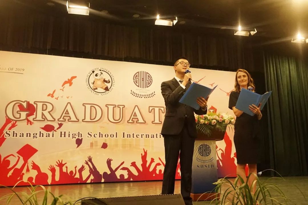 Primary School and Middle School Graduation Ceremonies_the