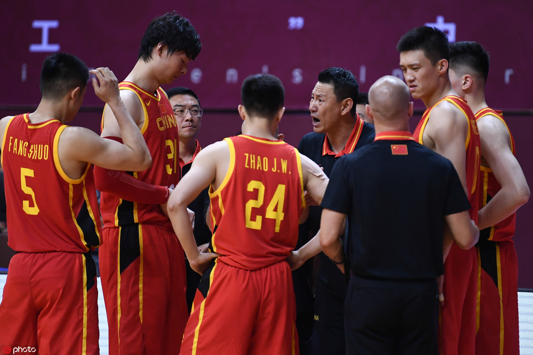 王哲林15分7板 中国男篮74-86不敌澳大利亚NBL联队-搜狐大视野-搜狐新闻