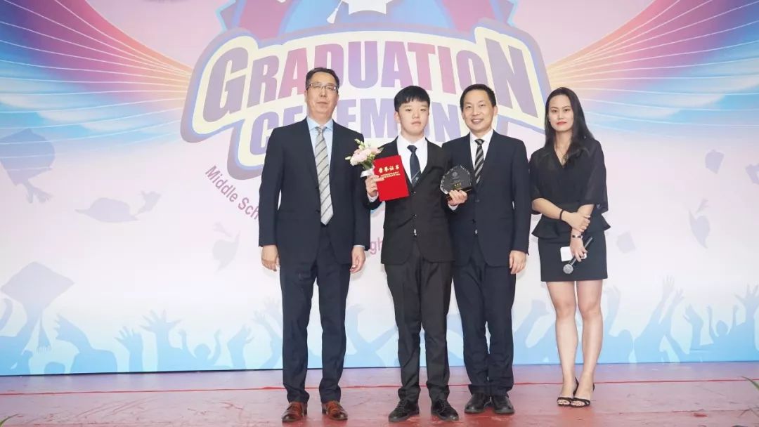 Primary School and Middle School Graduation Ceremonies_the