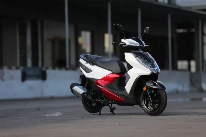 这才是运动踏板该有的姿态 三阳FNX150_搜狐汽车_搜狐网