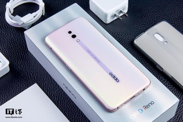 OPPO Reno标准版薄雾粉色真机图赏-搜狐大视野-搜狐新闻