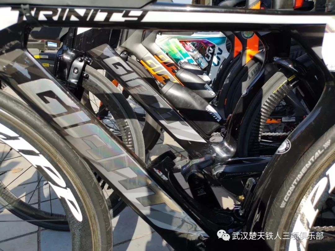 捷安特2020款trinity adv pro 1 铁三车_搜狐汽车_搜狐网