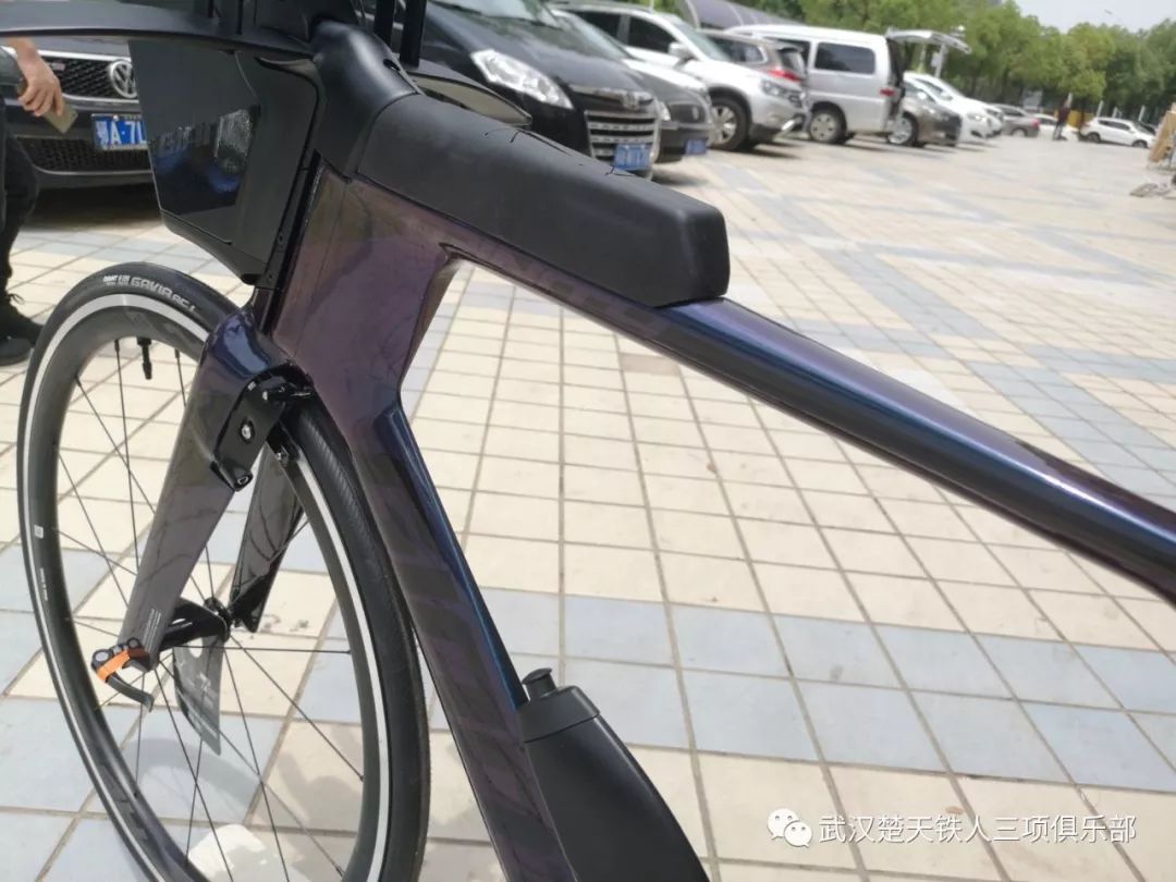 捷安特2020款trinity adv pro 1 铁三车_搜狐汽车_搜狐网