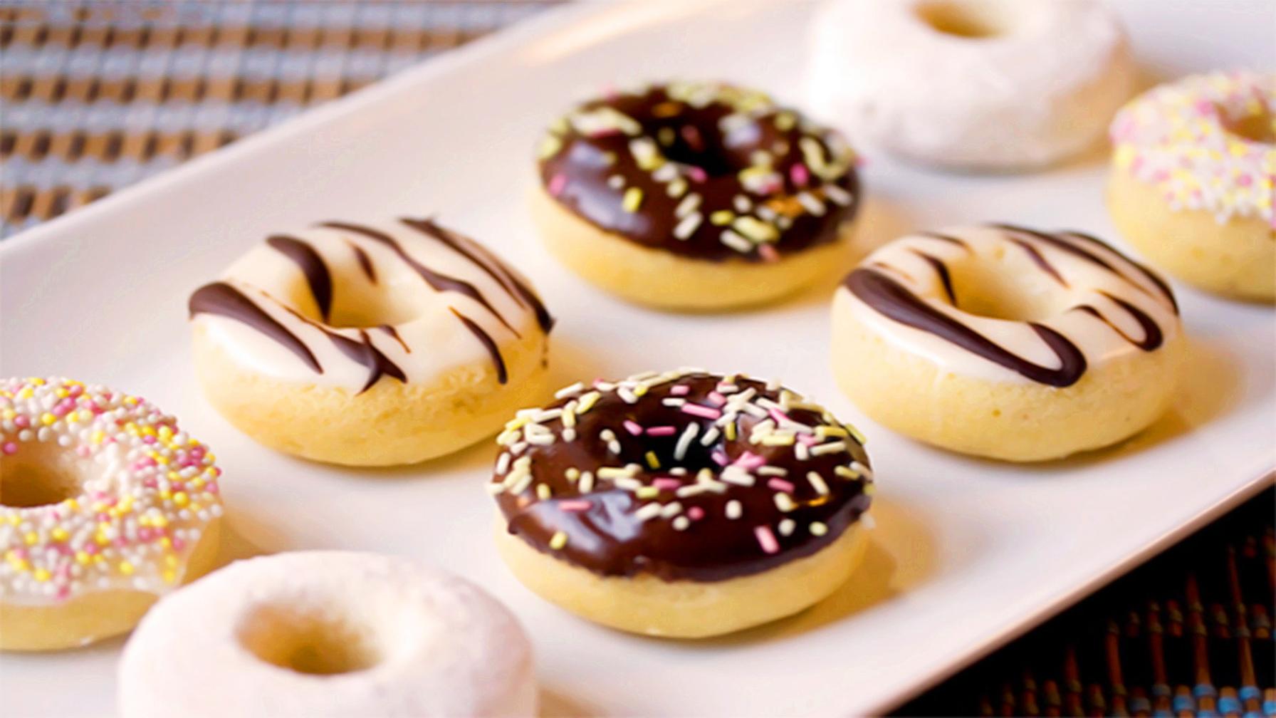 万人迷甜甜圈的起源，和它背后的历史故事！_面团