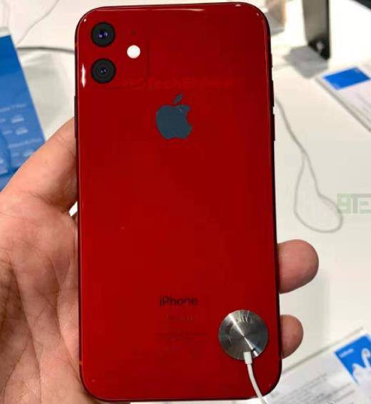 iphone XR2机模上手，浴霸双摄更和谐，要成新一代真香机_造型