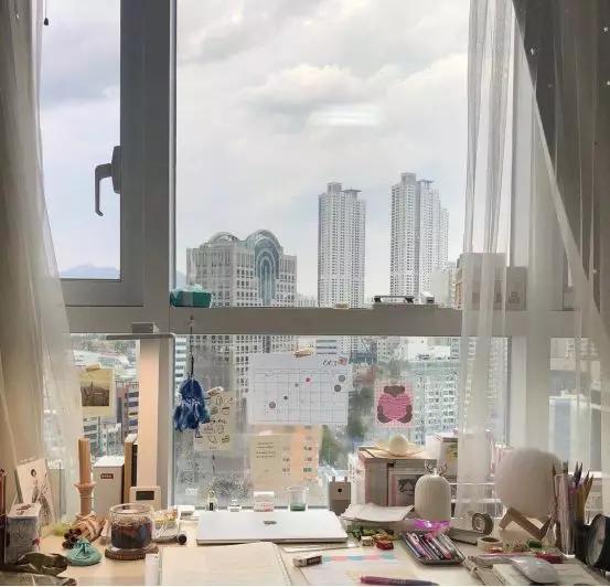 ins风书桌图片,无印良品简约风书桌,s风桌面布置图片(第11页)_大山谷图库