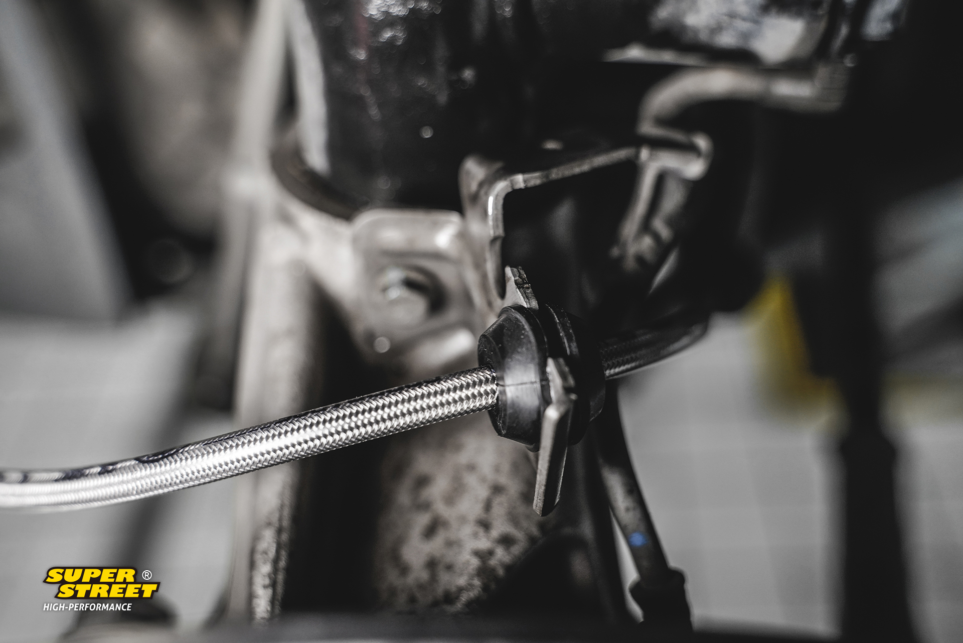 SuperStreet改装日记-大众迈腾改装AP Racing 9540刹车套件_搜狐汽车_搜狐网