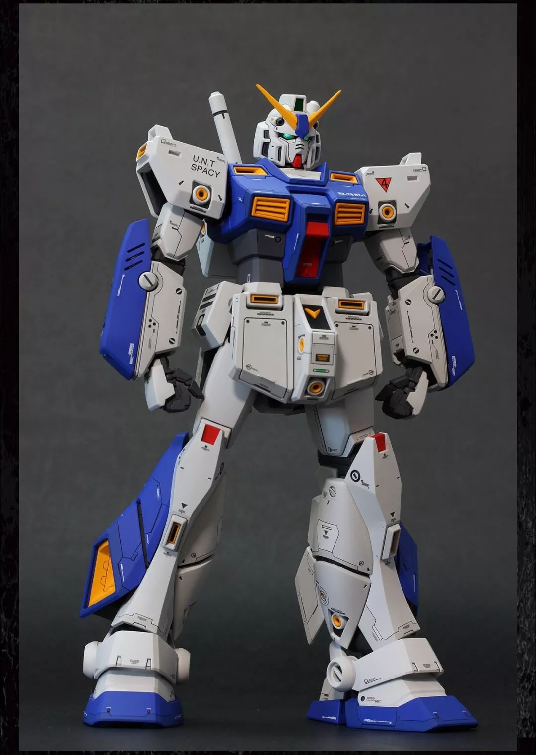 MG高达NT-1 Ver2.0新品新作，细节和涂装真的太过细致_机体