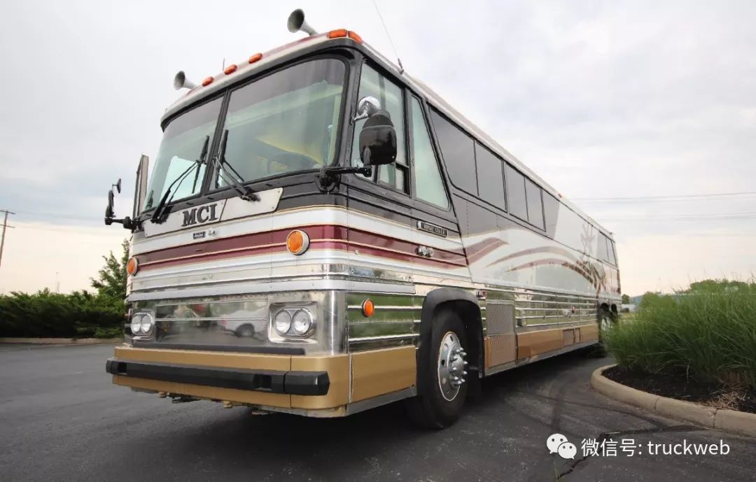 它真的不叫灰狗！90年代重庆至成都客运线MCI MC8美式大型三轴客车_搜狐汽车_搜狐网