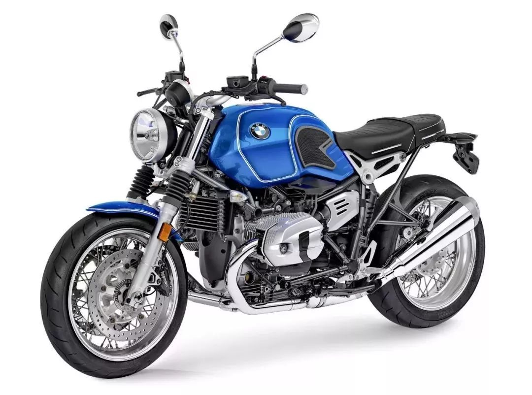 拿铁推出柏林建厂纪念版，致敬摩托车里的BMW 5系_搜狐汽车_搜狐网