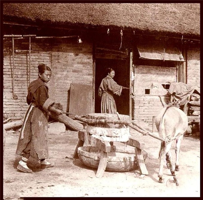 1949年解放前的大上海，街上戒备森严-搜狐大视野-搜狐新闻