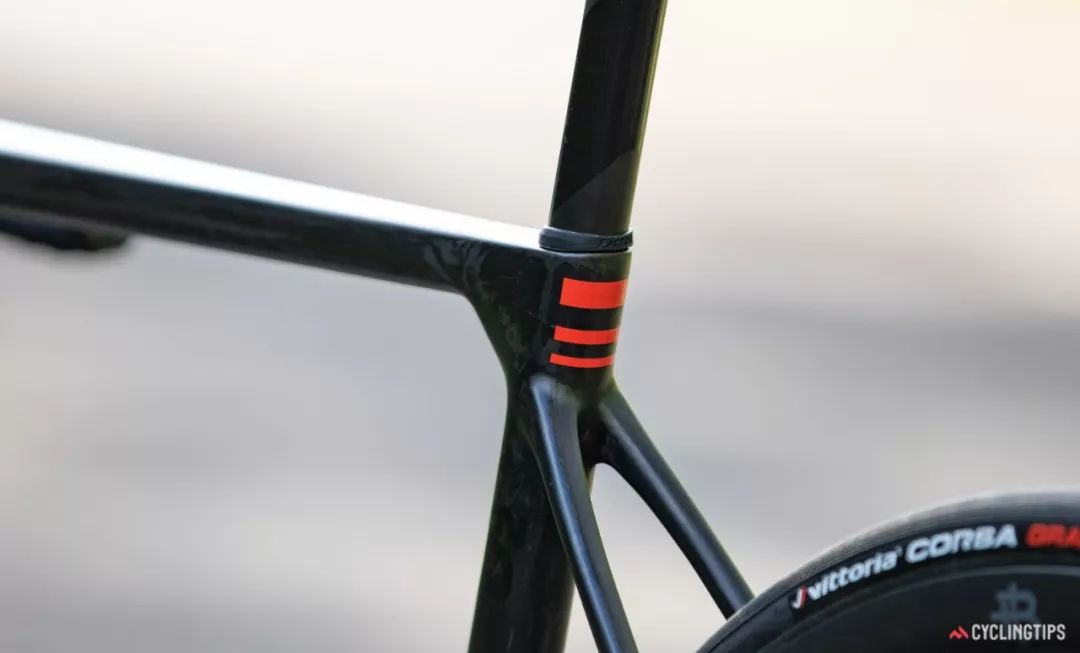 FACTOR O2 VAM Disc 2020车架测评：更轻巧_搜狐汽车_搜狐网