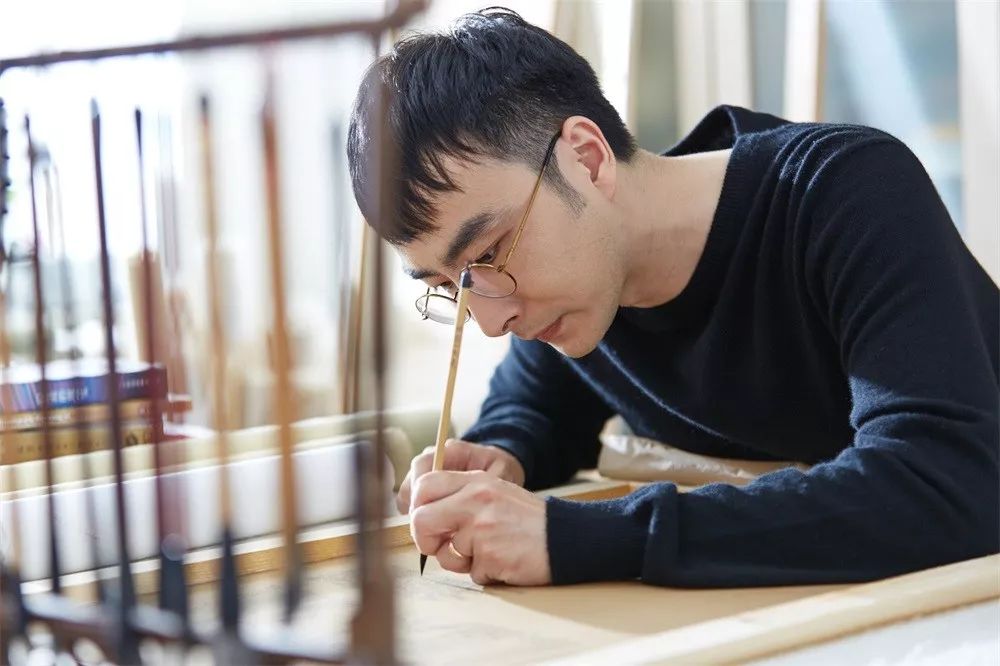 罗博艺术家 | 王赫：藏梦之所_胖子