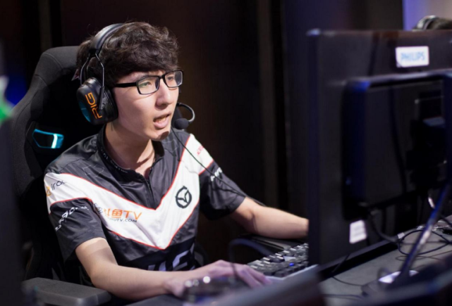 OTTO是怎么火的？听听知名选手对他的评价，很现实！_otto