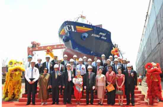 扬子江船业宏海箱运四艘1668TEU集装箱船圆满交付_搜狐汽车_搜狐网