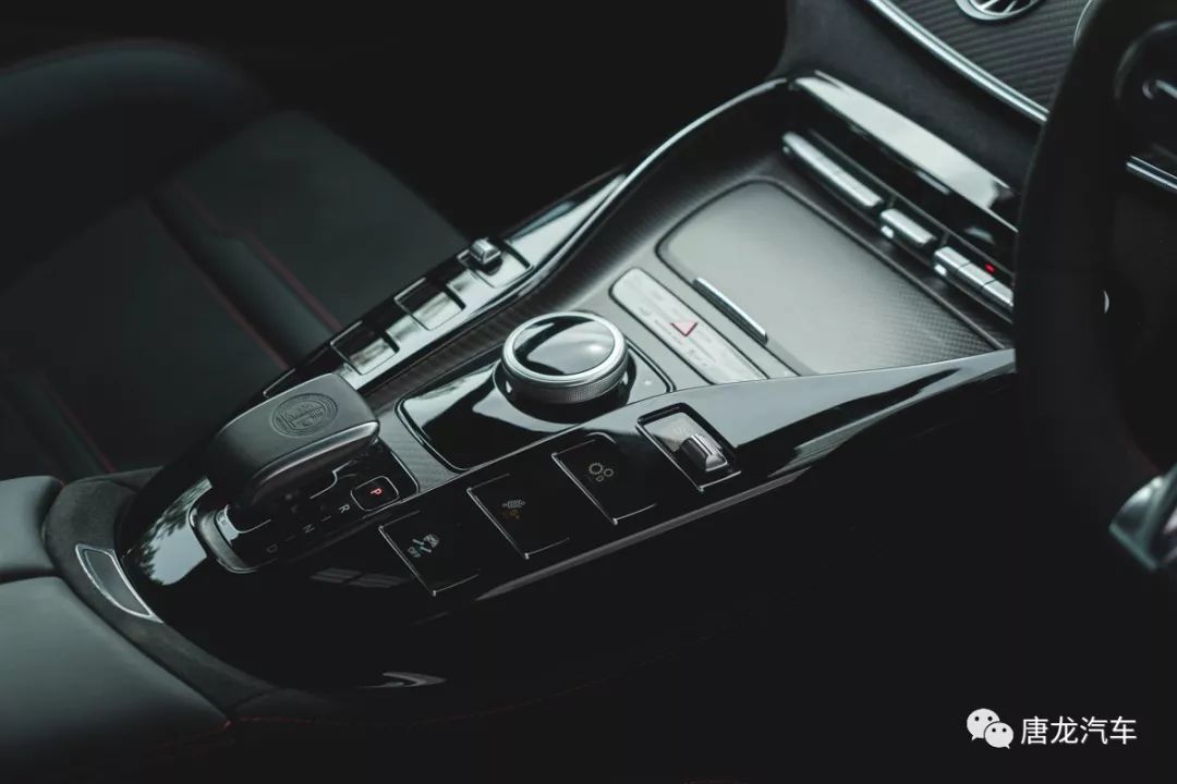 【赛道级动力】Mercedes-AMG GT 63 S 4MATIC+最强街车实测_引擎