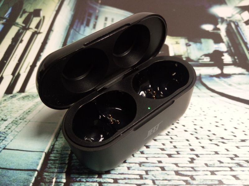 airplus蓝牙耳机,蓝牙耳机,蓝牙耳机keyes_大山谷图库