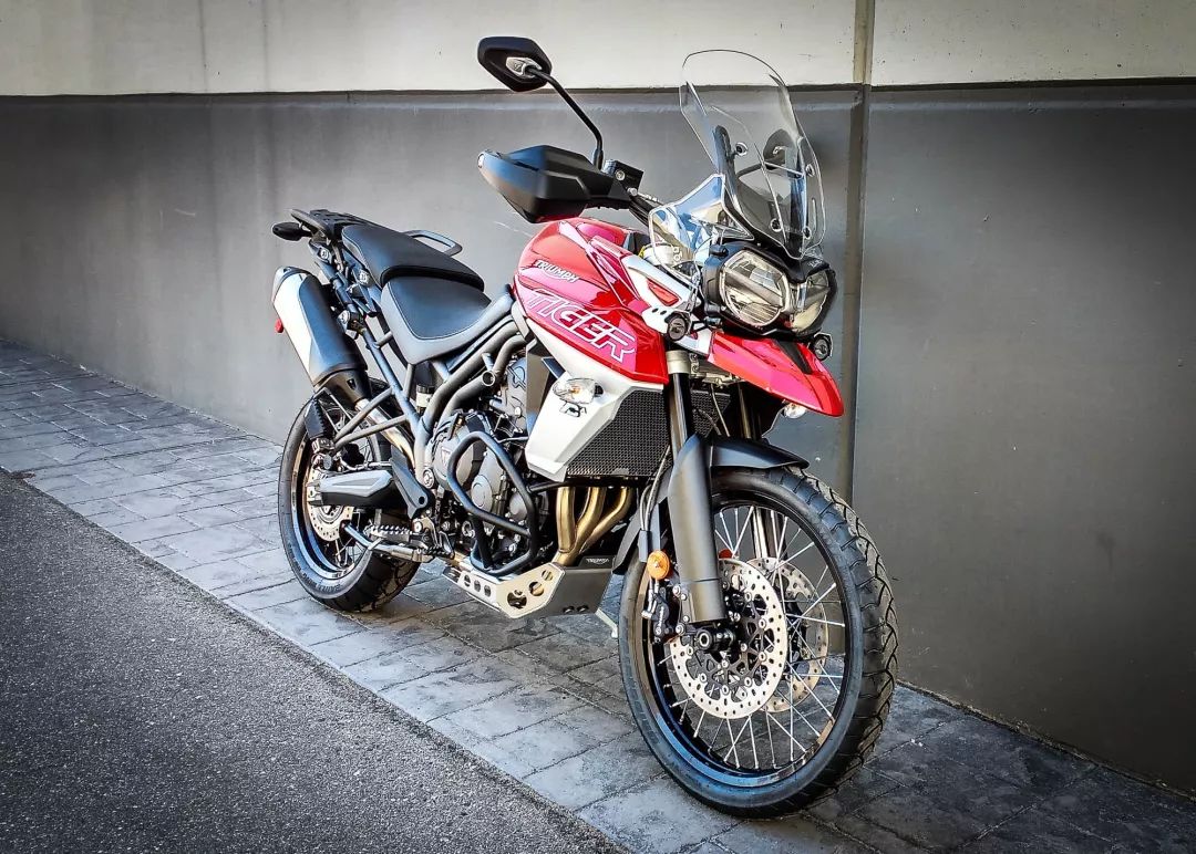 拉力档案｜2019款Triumph Tiger 800 XCA 真冒险小老虎_搜狐汽车_搜狐网