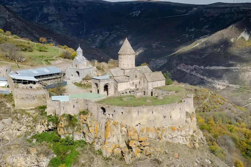 秘境高加索，与上帝同在。_塞凡