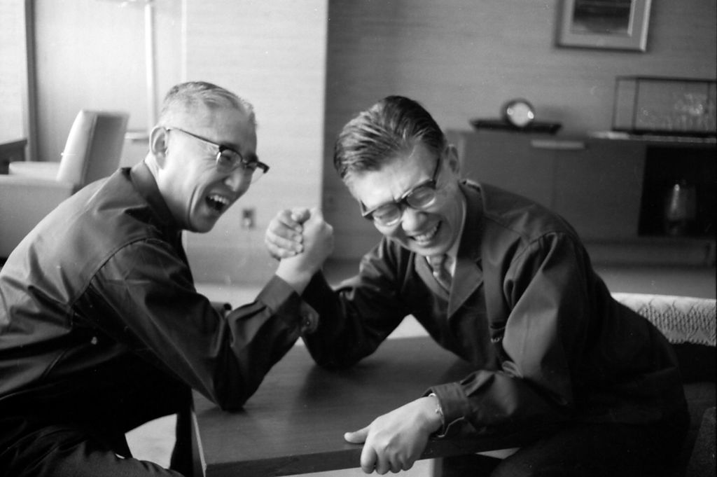 什么是日本的企业家精神？| 局君带你读传记